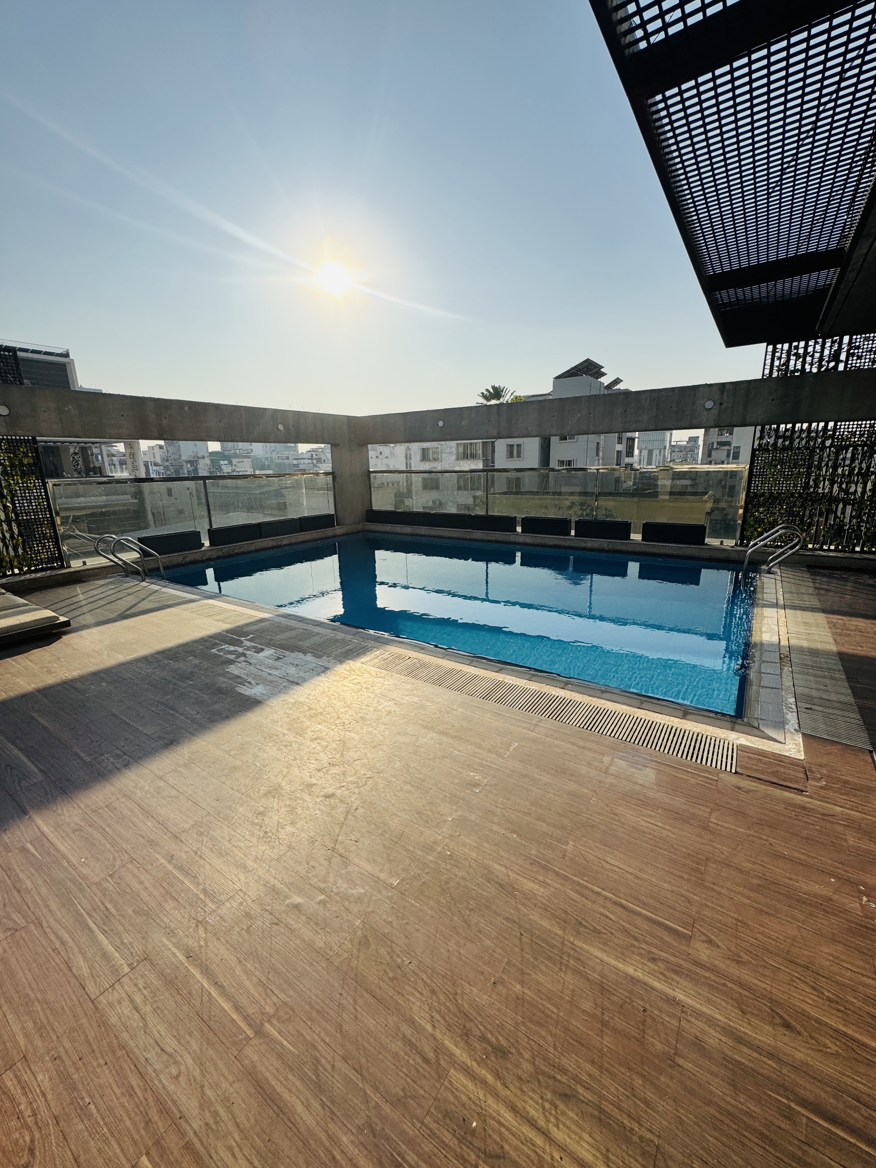 Unique Regency Hotel